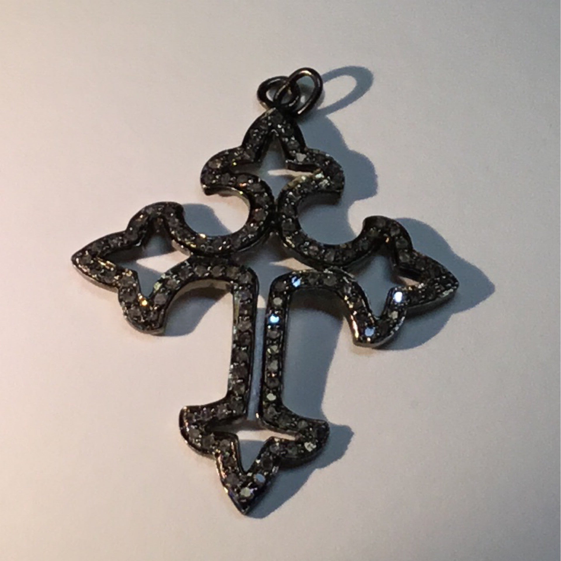 VMB $339 Sterling Diamond Cross Pendant | Carlson's Fine Jewelry